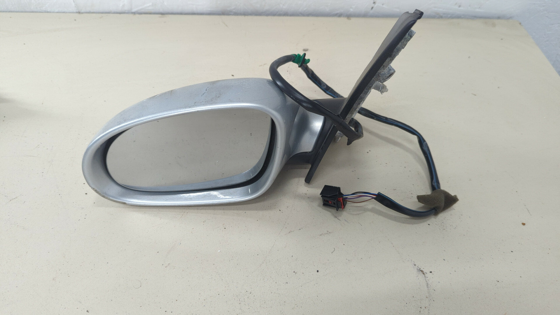 Зеркало боковое левое Volkswagen Golf Plus Б/У