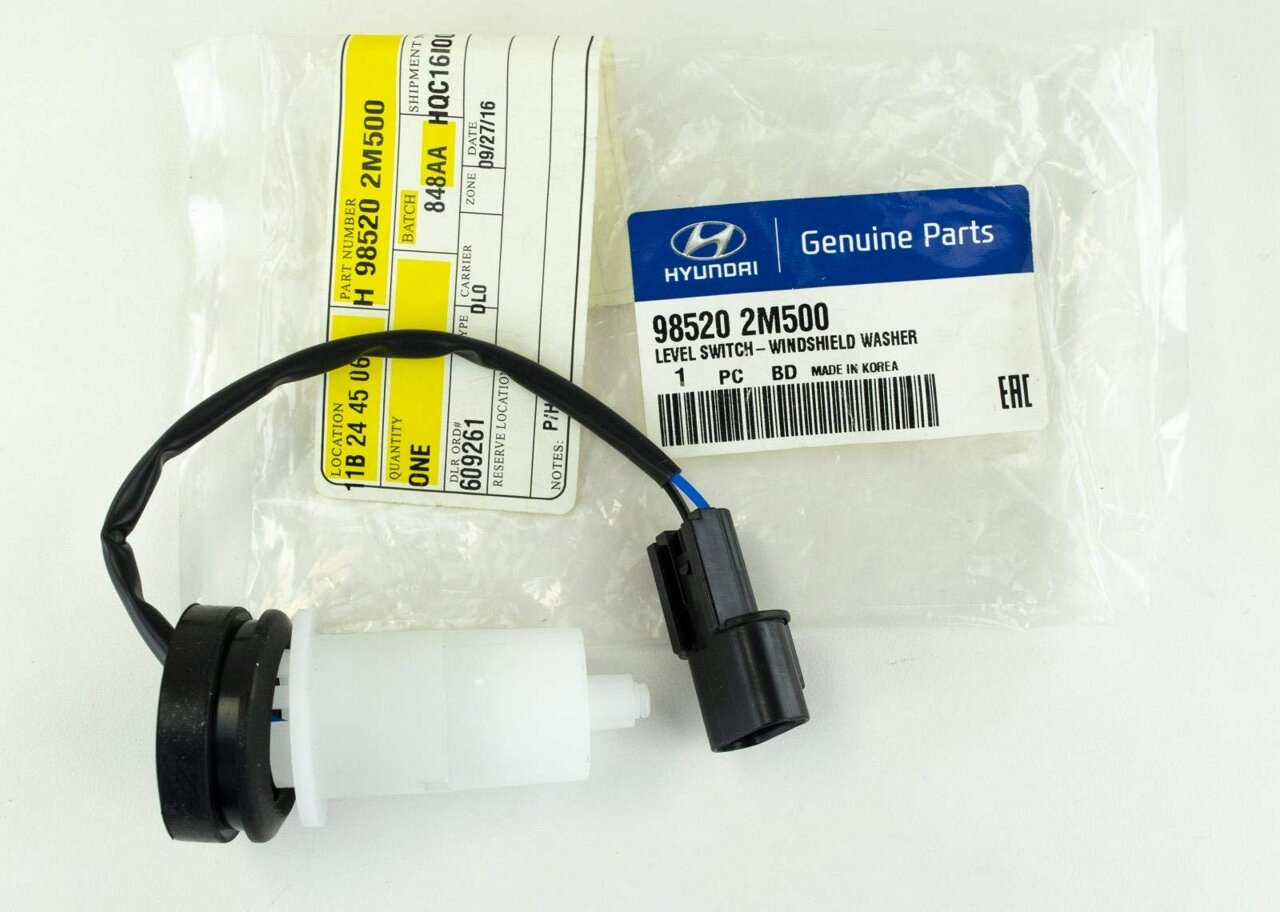 Датчик уровня жидкости омывателя KIA Sorento 13- Hyundai-KIA арт. 985202M500
