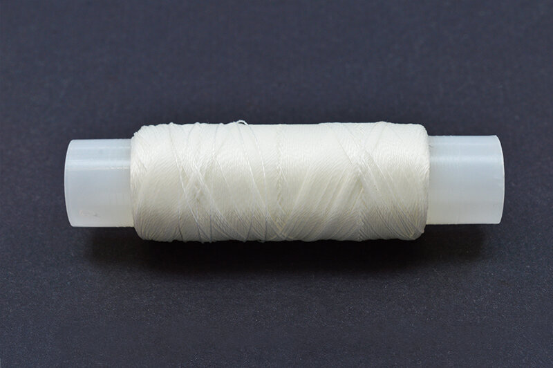 Нить для бисера Титан 100 диаметр 0,1мм, длина 100м, цвет 2500 белый, полиэстер, 1030-088, 1шт