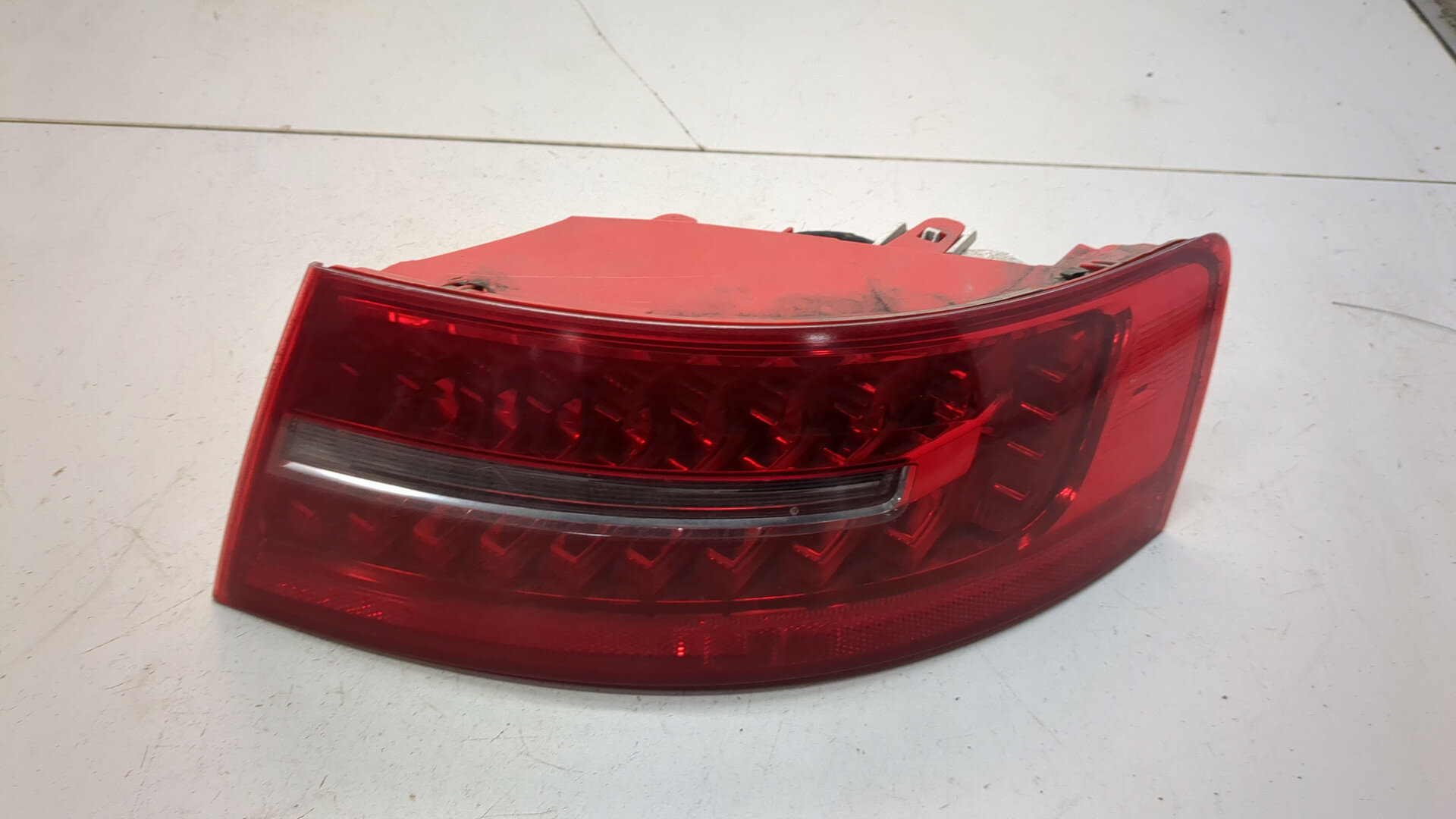 Фонарь (задний) правый Audi A6 (C6) Б/У