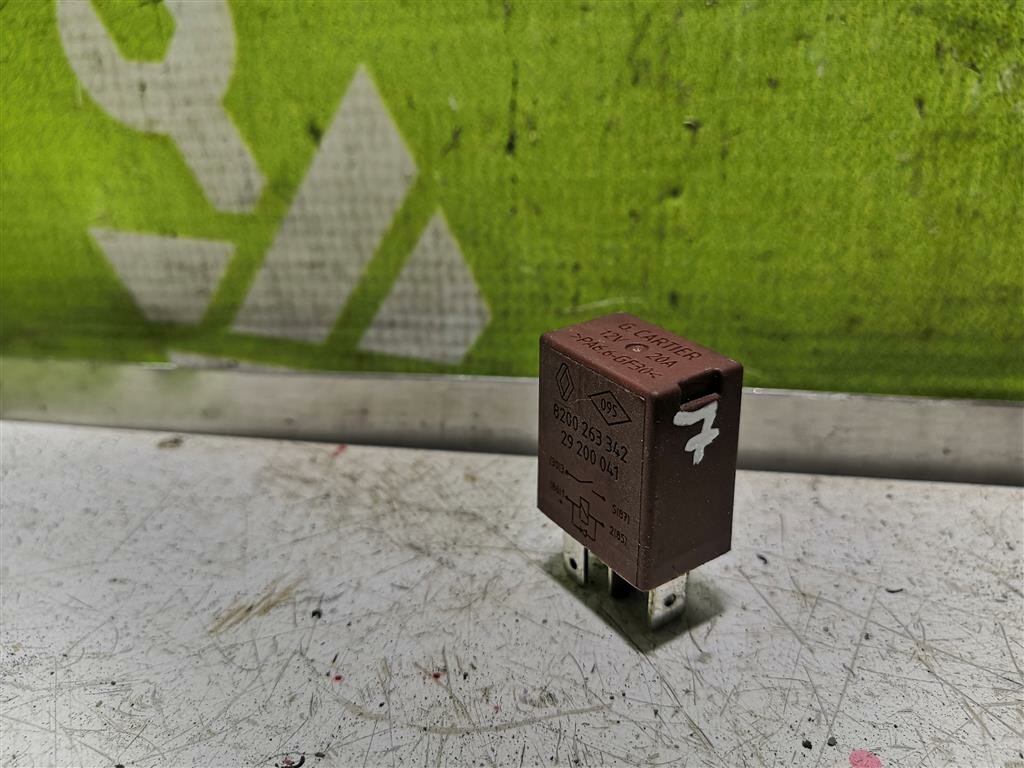 Реле Renault Logan 2005-2014