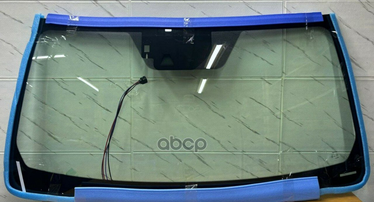 Лобовое стекло TOYOTA арт. 561016A995