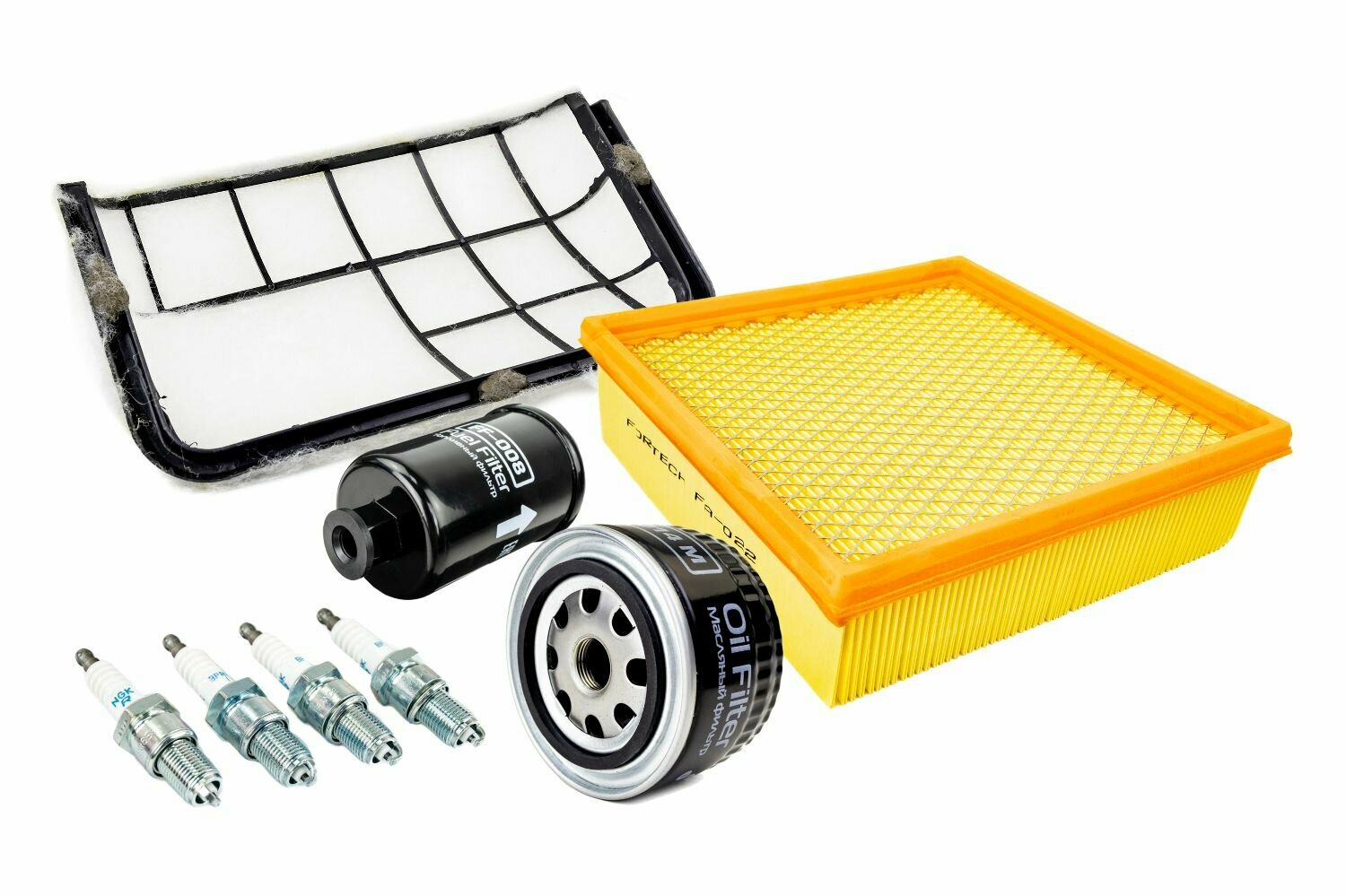 Комплект расходников то (фильтры и свечи зажигания) инжекторного двигателя 1.5л для 8-клапанных ваз 2108-21099, 2113-2115