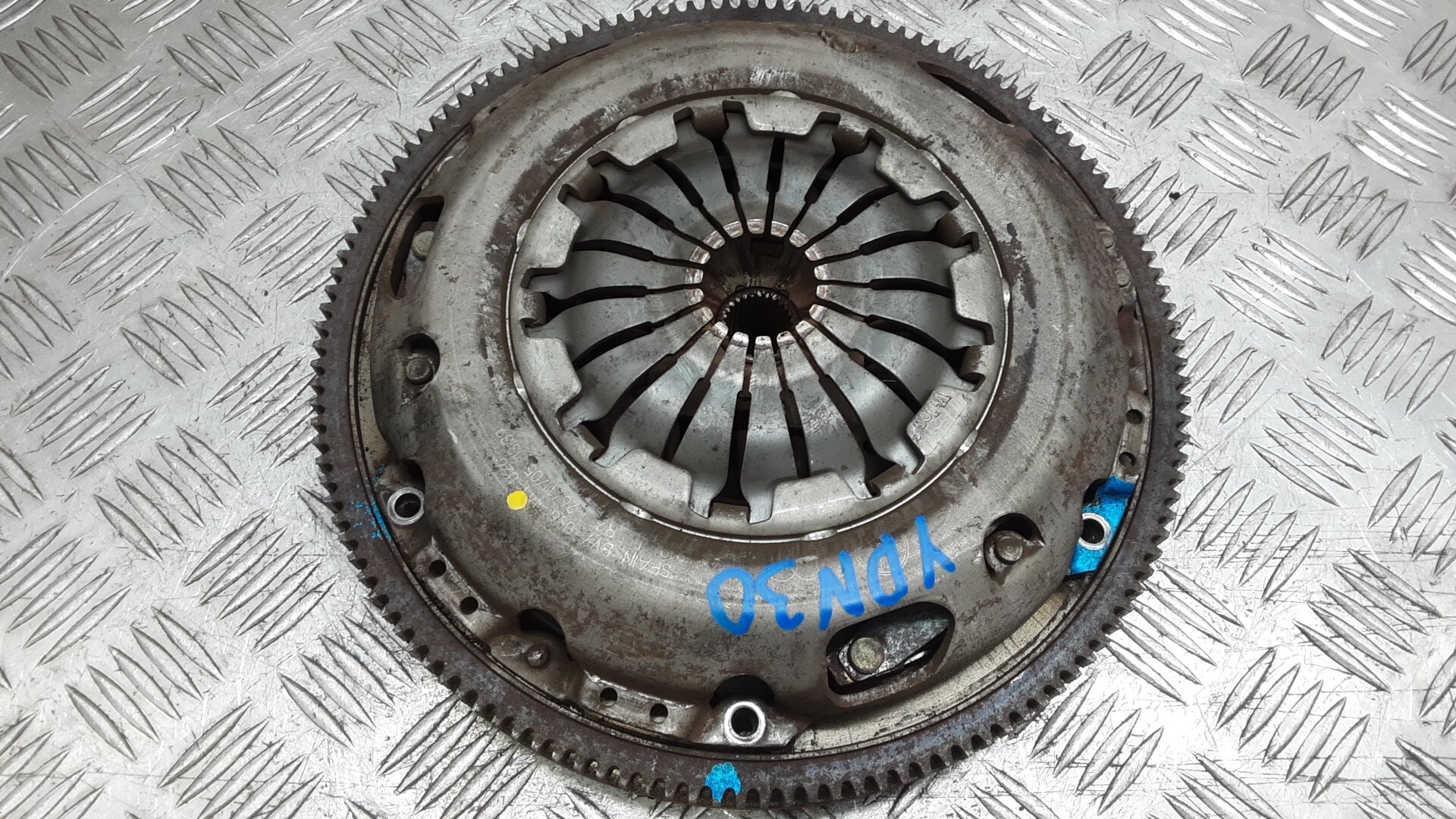 Маховик бензиновый VOLKSWAGEN PASSAT B6