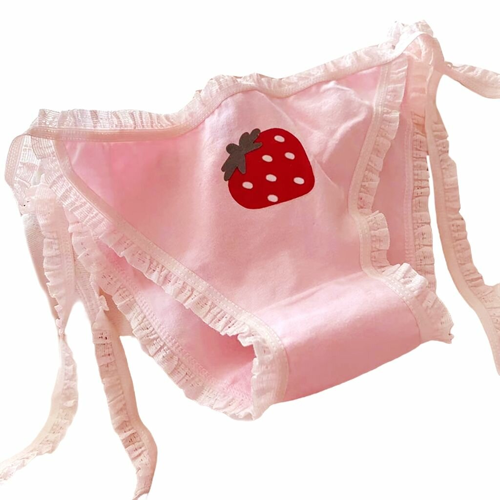 Женские трусики с рюшами и кружевом