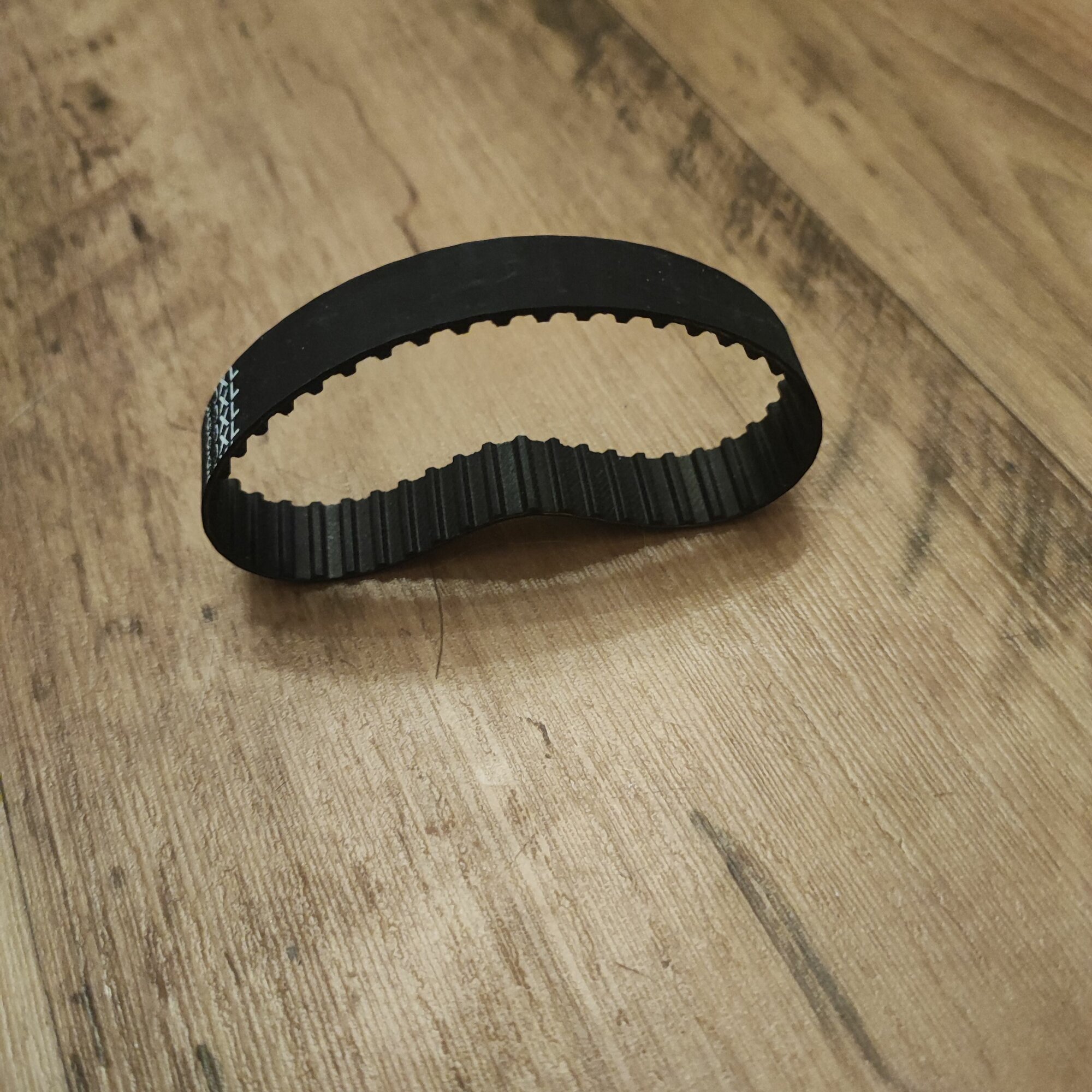 Ремень электрических рубанков Black&Decker KW BD DN 750, DN 75, SR 600