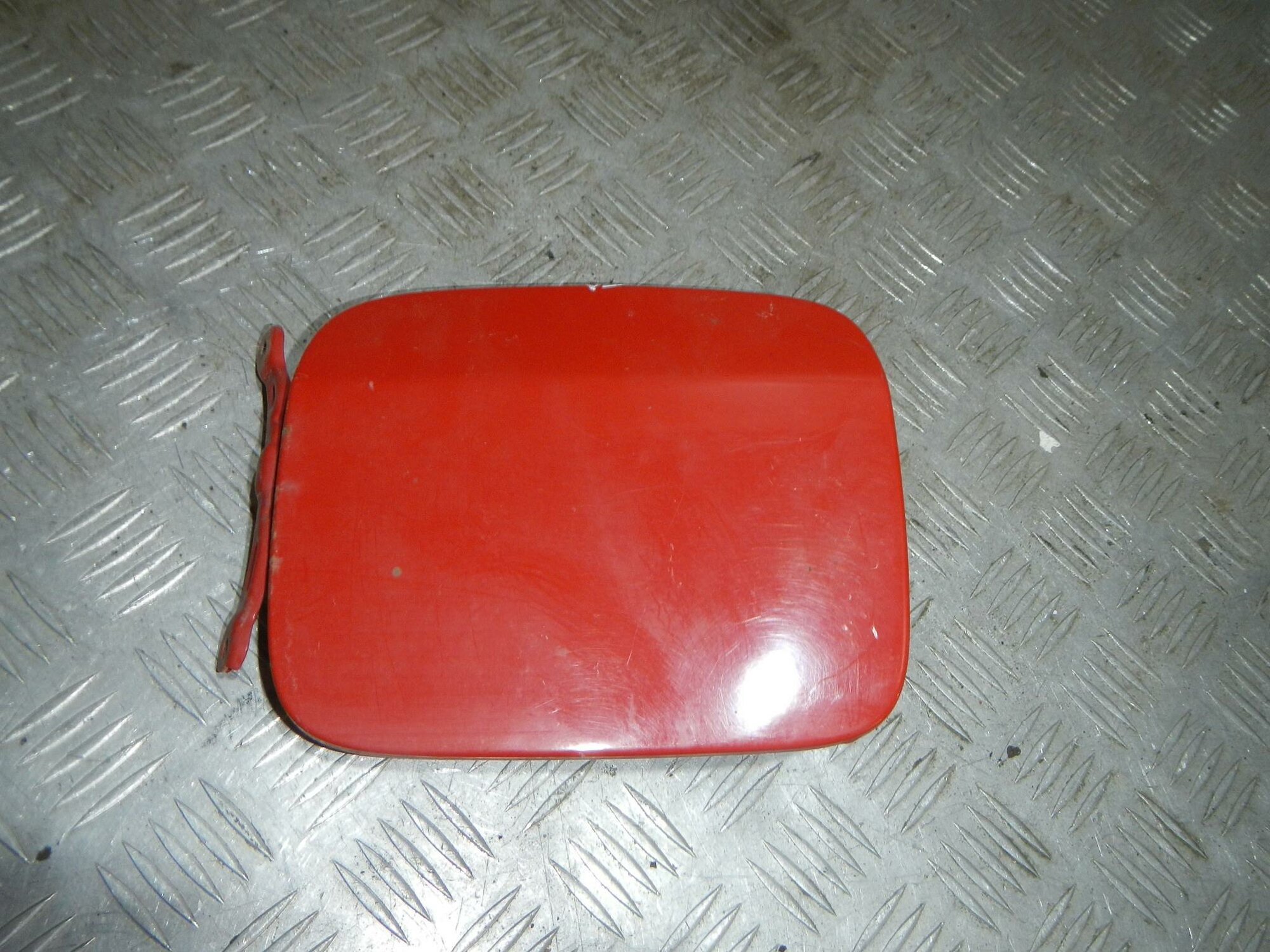 Б/У Лючок бензобака, Geely (Джили)-EMGRAND EC7 (09-13) GEELY EMGRAND EC7 (09-13) Хетчбэк. Деформация 0,5/1 см. 493892 GEE...