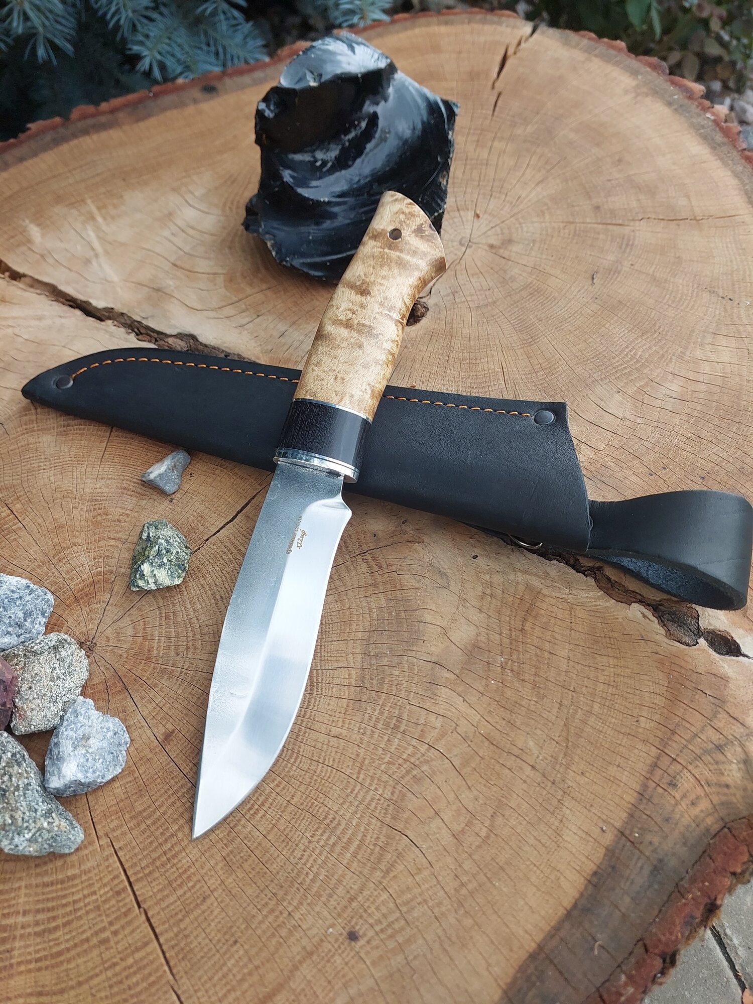 Охотничий нож "Ветер "из кованной стали х12мф, разделочный , ручная работа