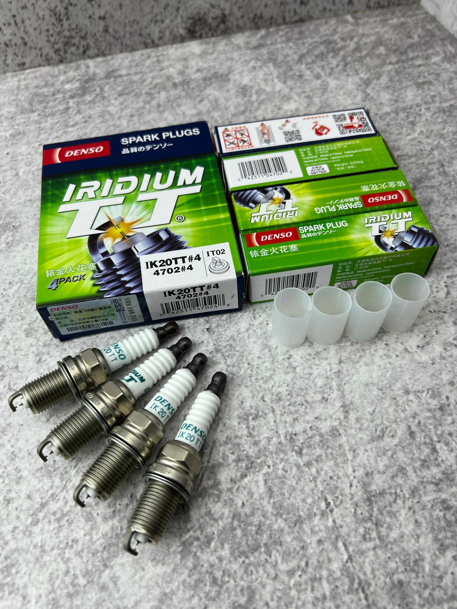 Свечи зажигания DENSO IK20TT. Иридиевые 4шт. Для KIA HYUNDAI RENAULT SKODA TOYOTA NISSAN MITSUBISHI HONDA MAZDA SUBARU SUZUKI AUDI BMW CHEVROLET ВАЗ 16кл ВАЗ 8кл LADA Гранта Калина Ларгус Хрей Веста