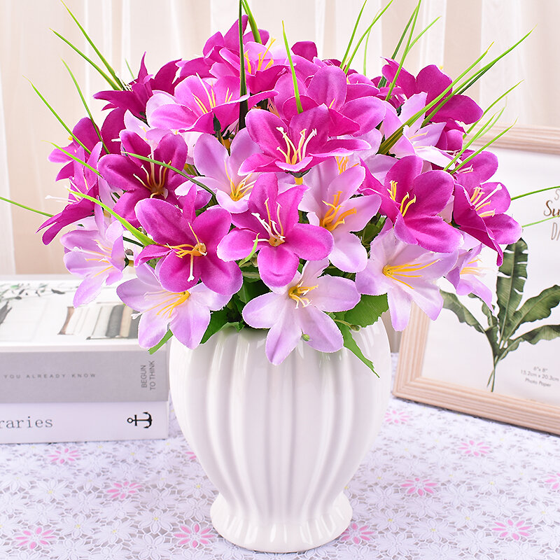 Искусственные цветы подсолнуха, пластиковые цветы, украшения для журнального столика в гостиной, цветы для обеденного стола, декор для помещений, комнатные растения, букеты, декоративные цветы.