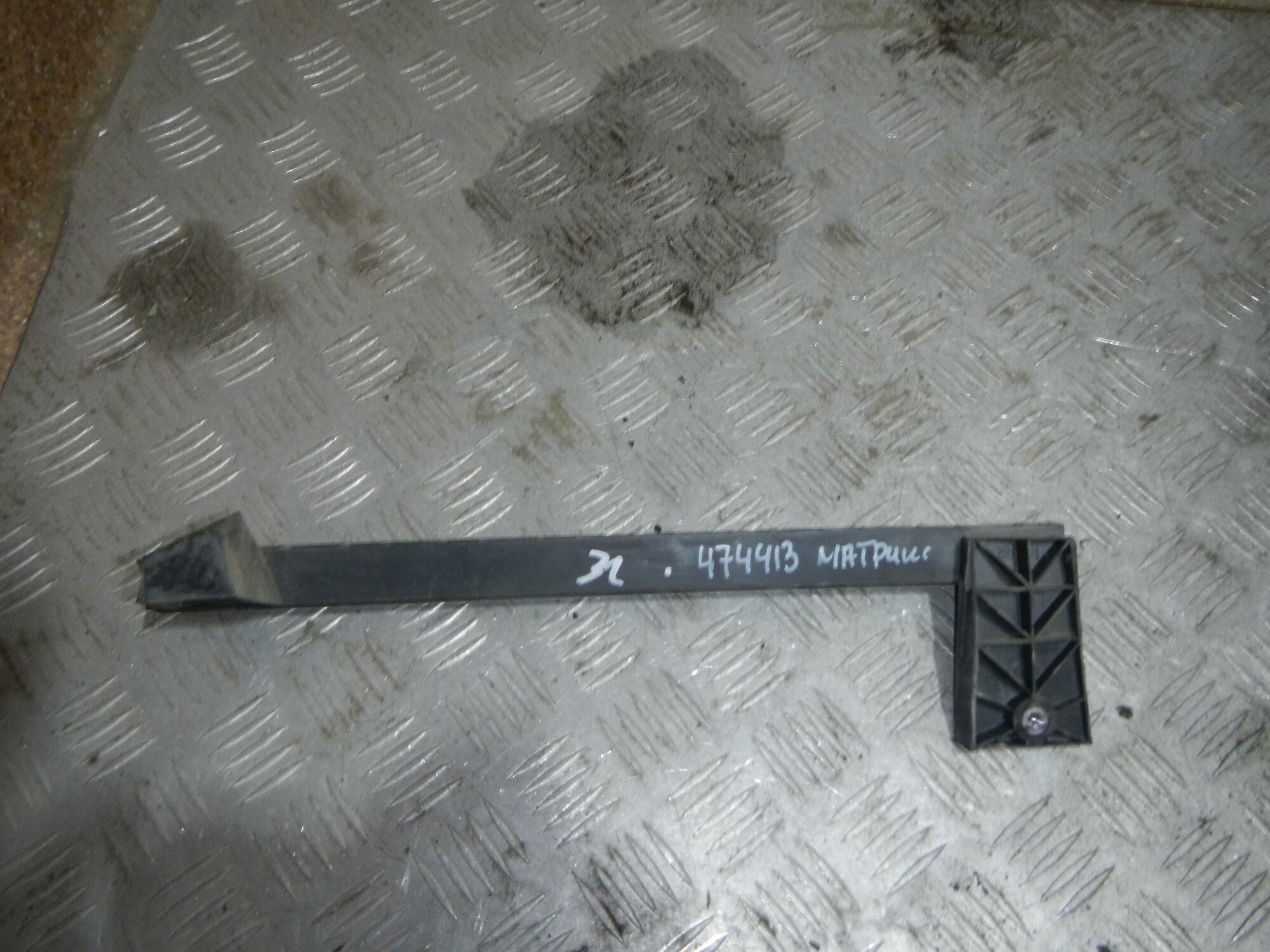 Б/У Направляющая стекла двери, Hyundai (Хендэ)-MATRIX (08-11) HYUNDAI MATRIX (08-11) Задняя левая. Без повреждений. 47441...