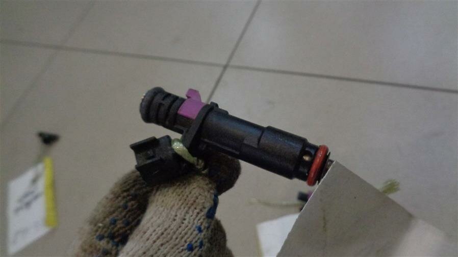 Форсунка инжекторная от Chevrolet Cobalt 2012-2015