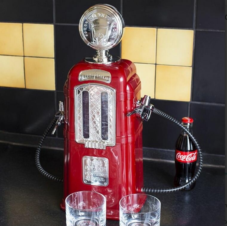 Мини бар бензоколонка. Диспенсер для напитков