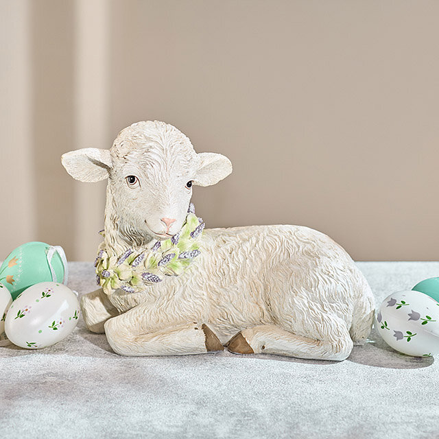 Декоративная фигурка Ягненок Жак с цветочным венком 15 см, EDG, 715501-10