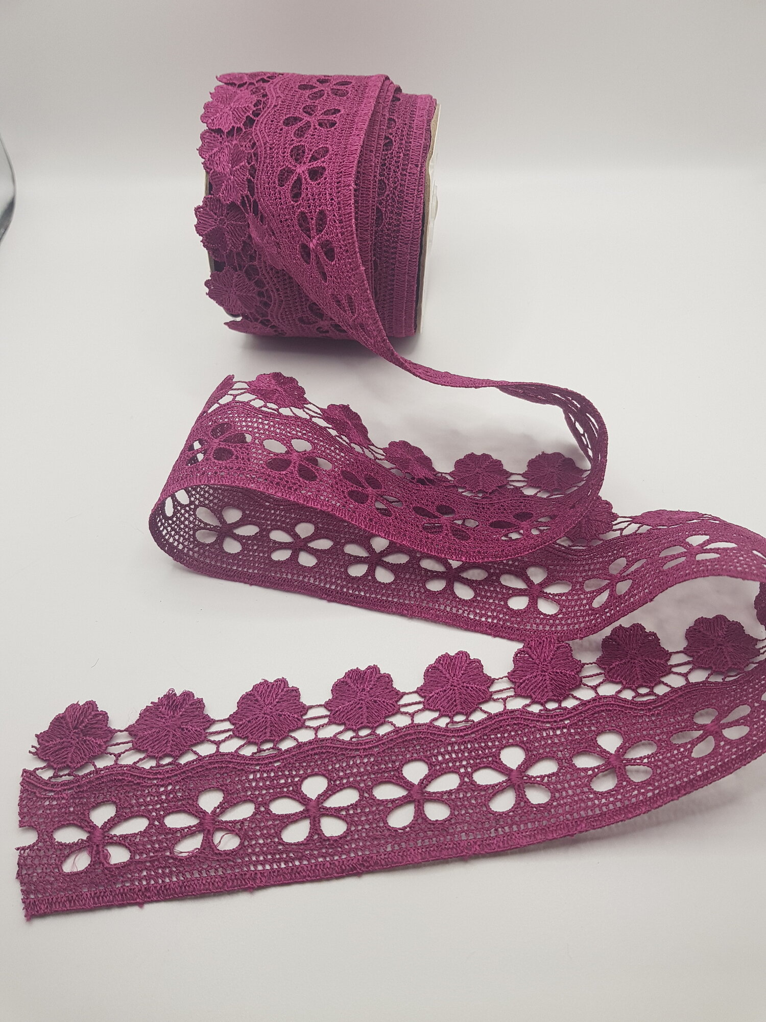 Гипюр Gamma 65-70мм (лиловый) 8,5м 3306-03а