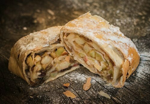 Штрудель Герр Штрудель "Грушевый", 1200г, замороженный, 8 порций