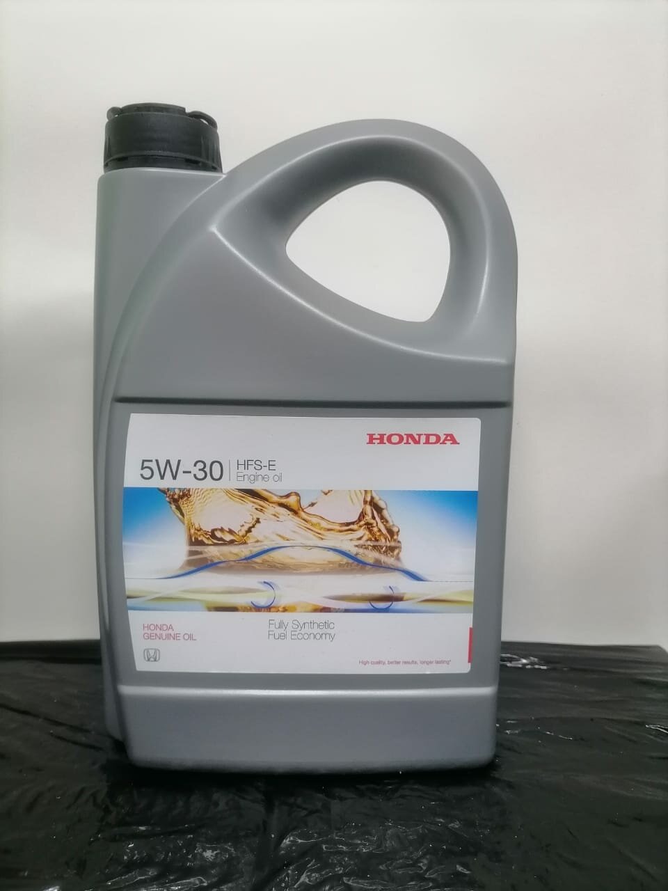 Масло моторное синтетическое Honda HFS-E 5W-30, 4л, арт. 08232-P99-D4HMR