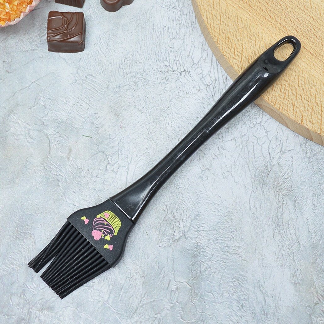 Кисточка силиконовая "Кексики" черная, 22,2*4см, для кондитерских изделий