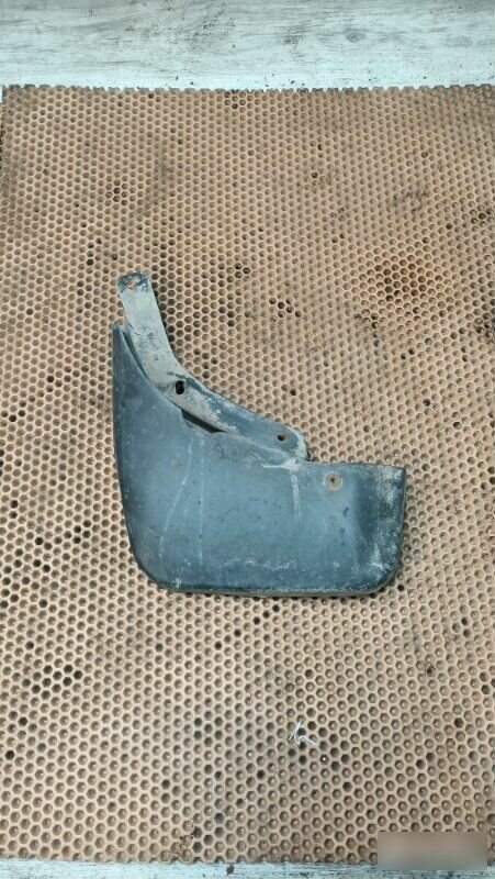 Брызговик задний левый Audi Q7 4L BAR 2006 Б/У с пробегом