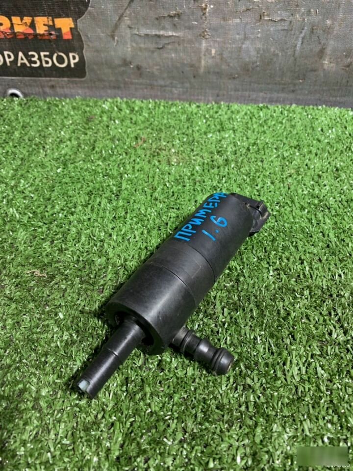 Моторчик стеклоочистителя Nissan Primera P12 1.6