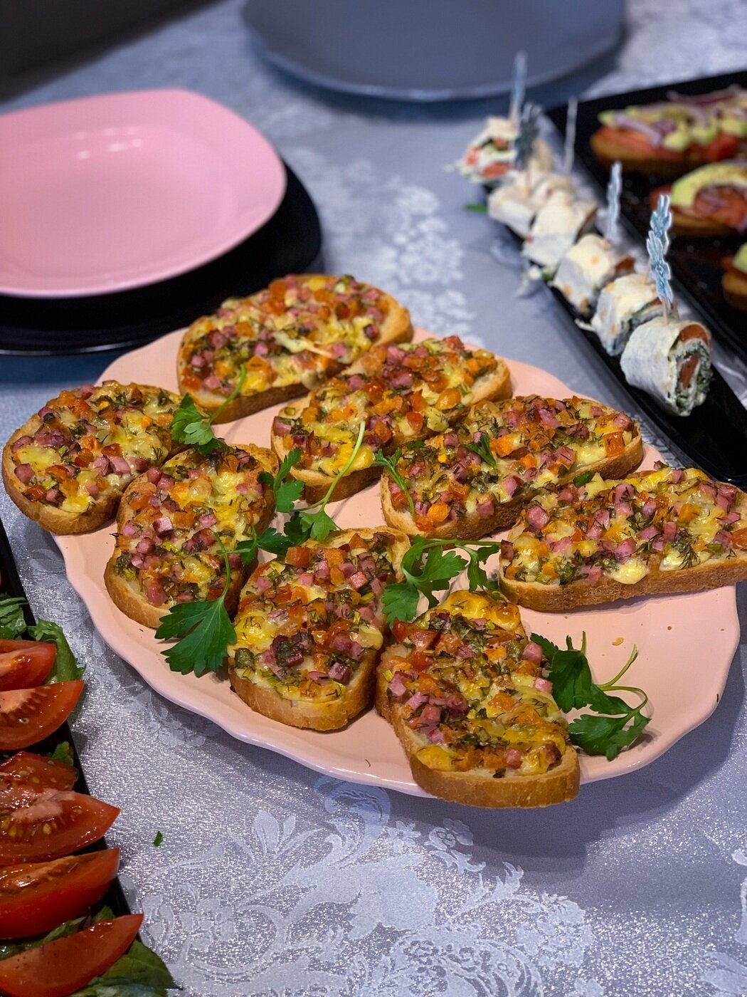 Блюдо овальное большое, 34 см, цвет пудра