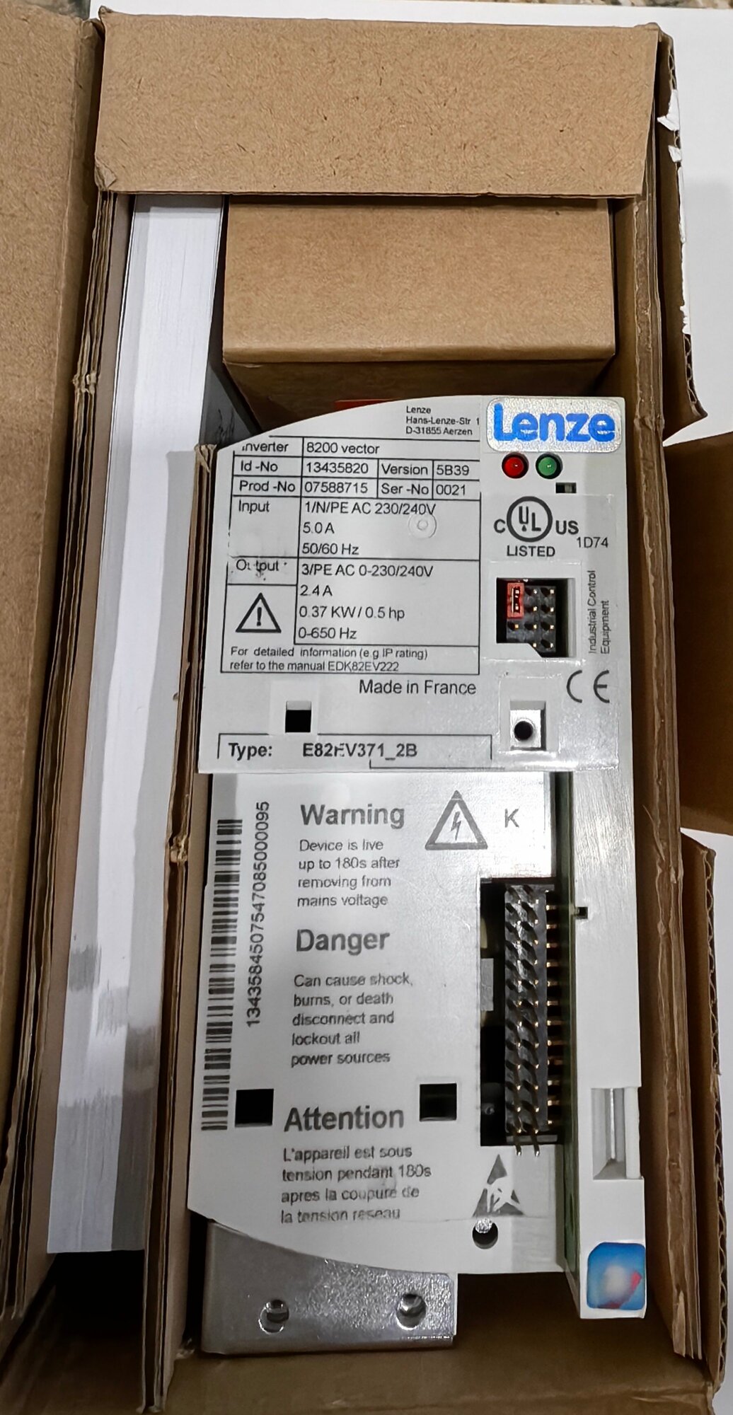 Частотный преобразователь Lenze E82EV371K2B