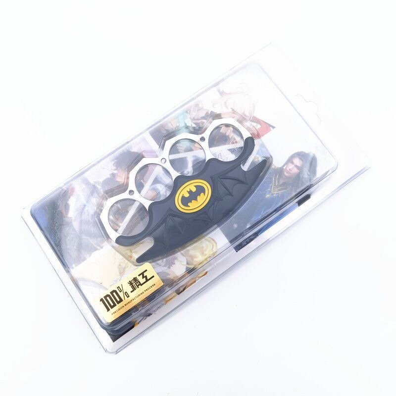 Сувенирный кастет металлический/ игрушка для мальчикаЧёрный Бэтмен