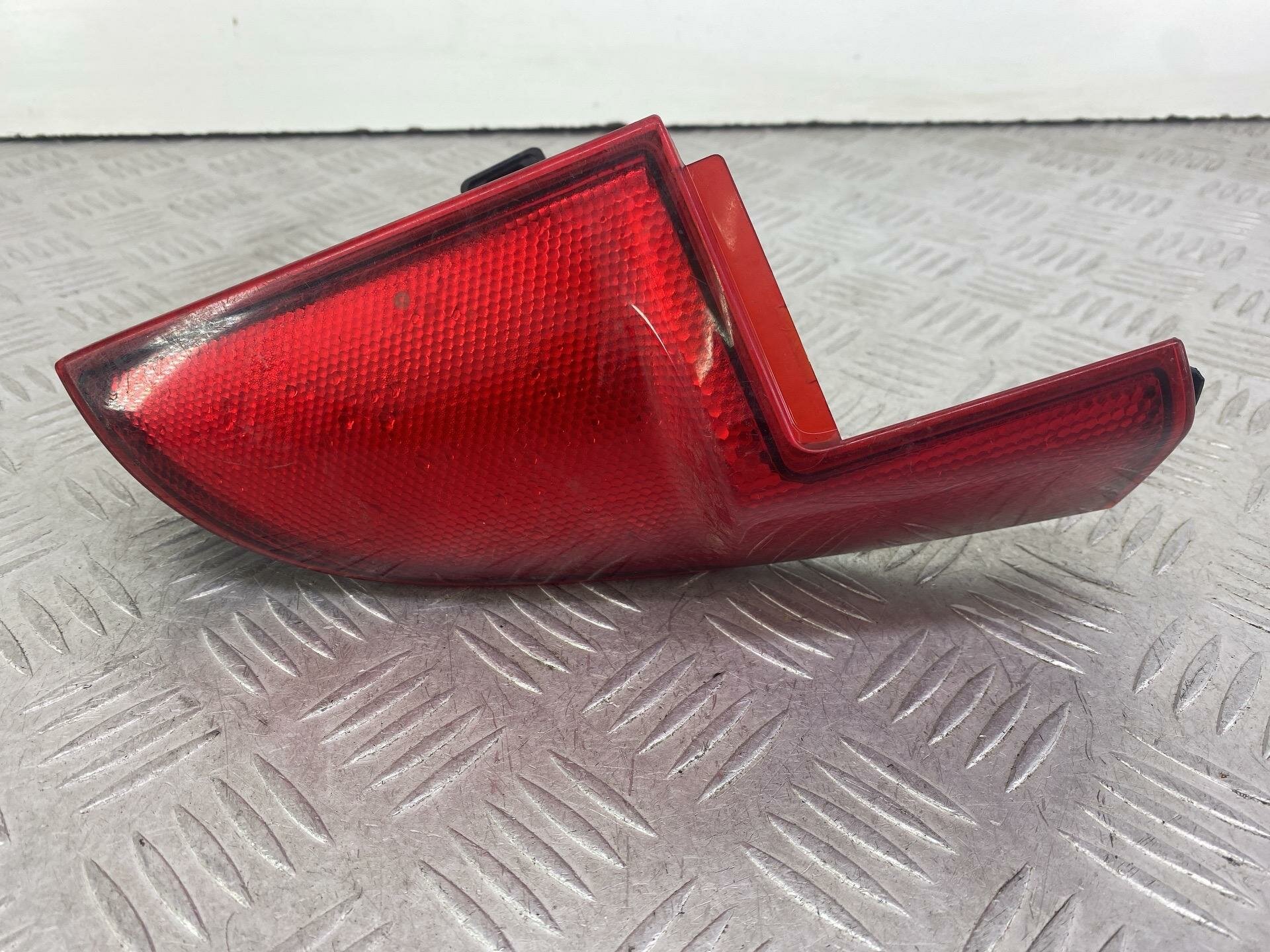 Катафот Mercedes-Benz Vito W639 (2003 - 2010) A6398200764