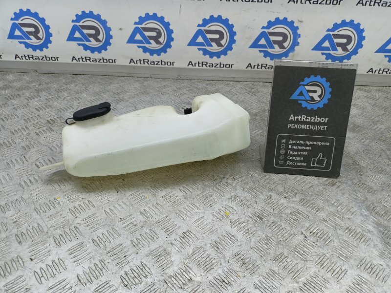 Б/У Бачок омывателя лобового стекла Renault Logan 1 / Рено Логан 1 1.6 K7MF710 87 Л.С. 2006
