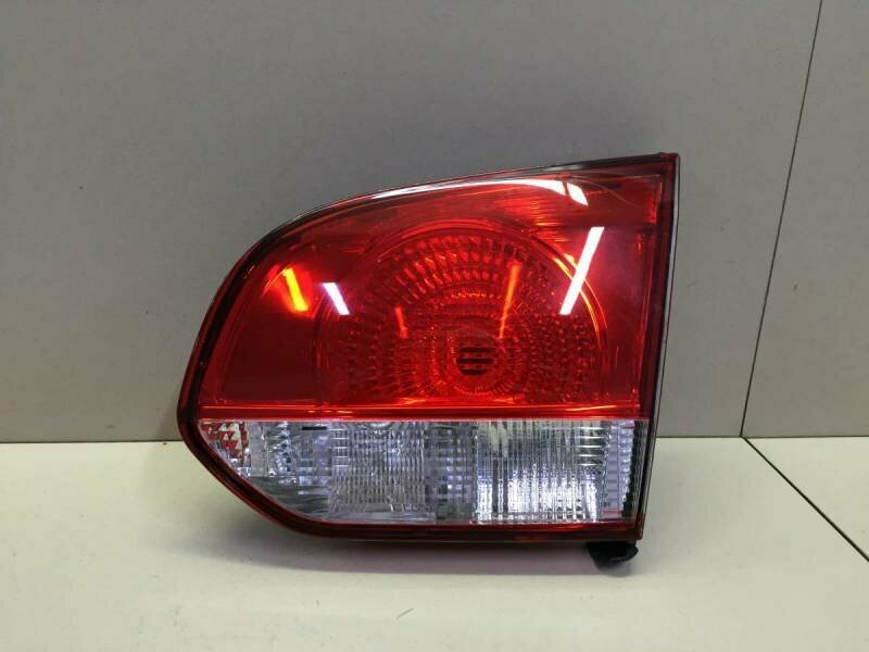 Фонарь задний внутренний правый Volkswagen Golf 6 5K 2009-2013 кат.номер: JH20GOF11005B 5K0945094F 5K0945094AB