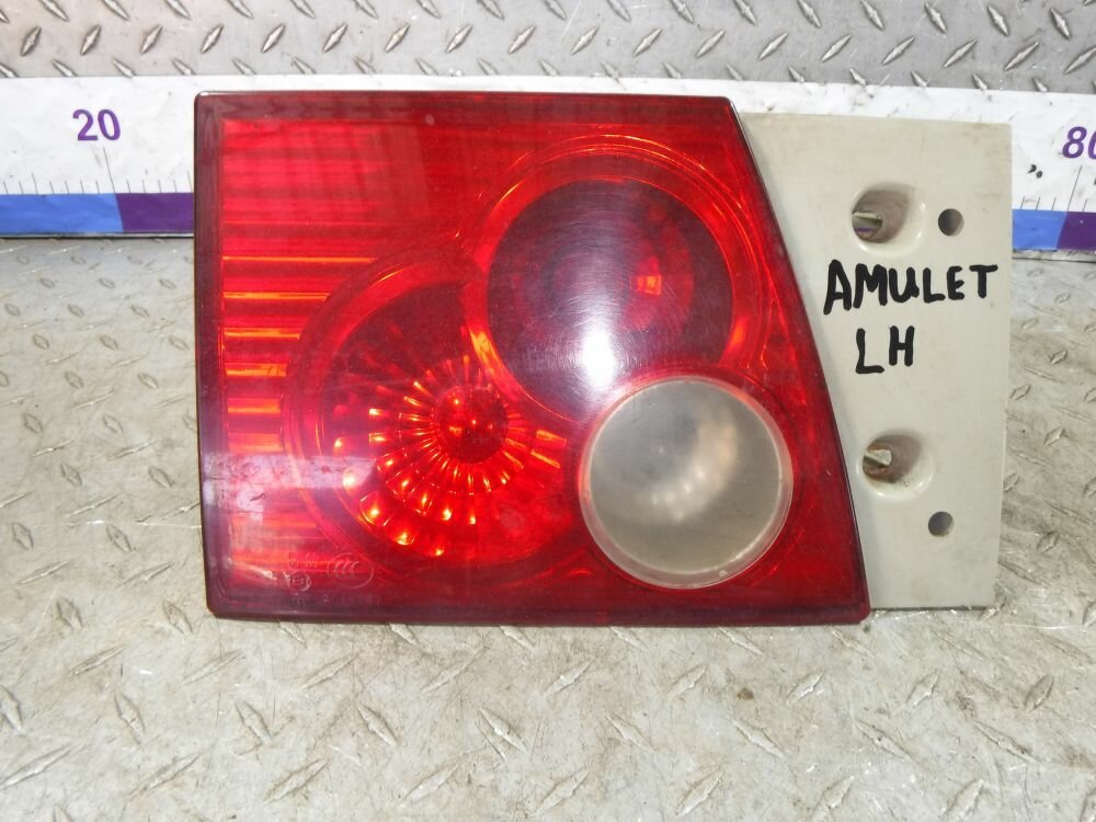 Фонарь задний внутренний левый Chery Amulet A15