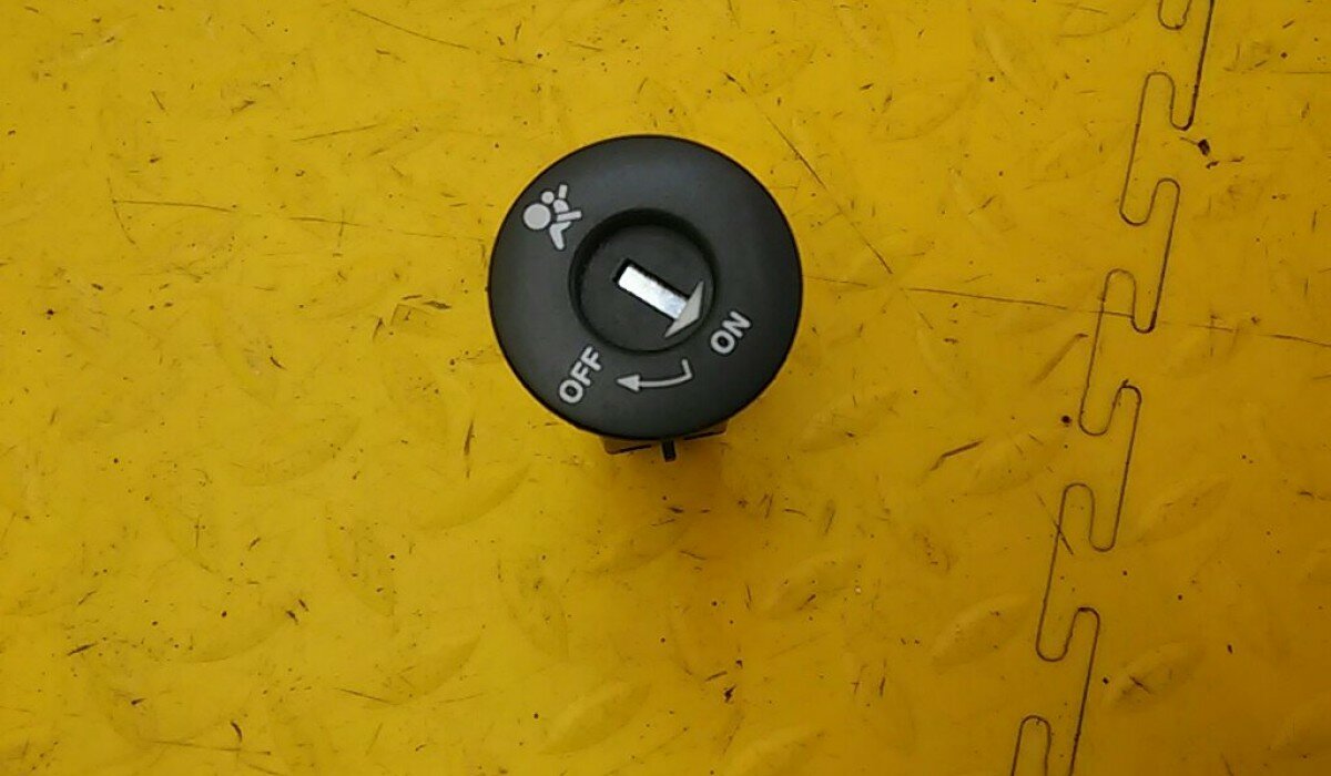 Кнопка многофункциональная Note (E11) Nissan 25585BC600