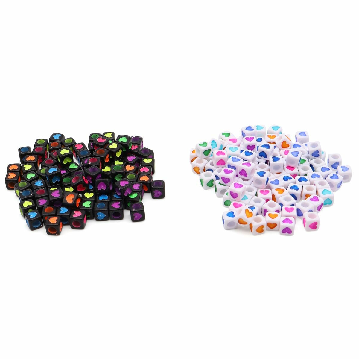 66882 Набор бусин черн/бел. с разноцветными сердечками, 40г Astra&Craft