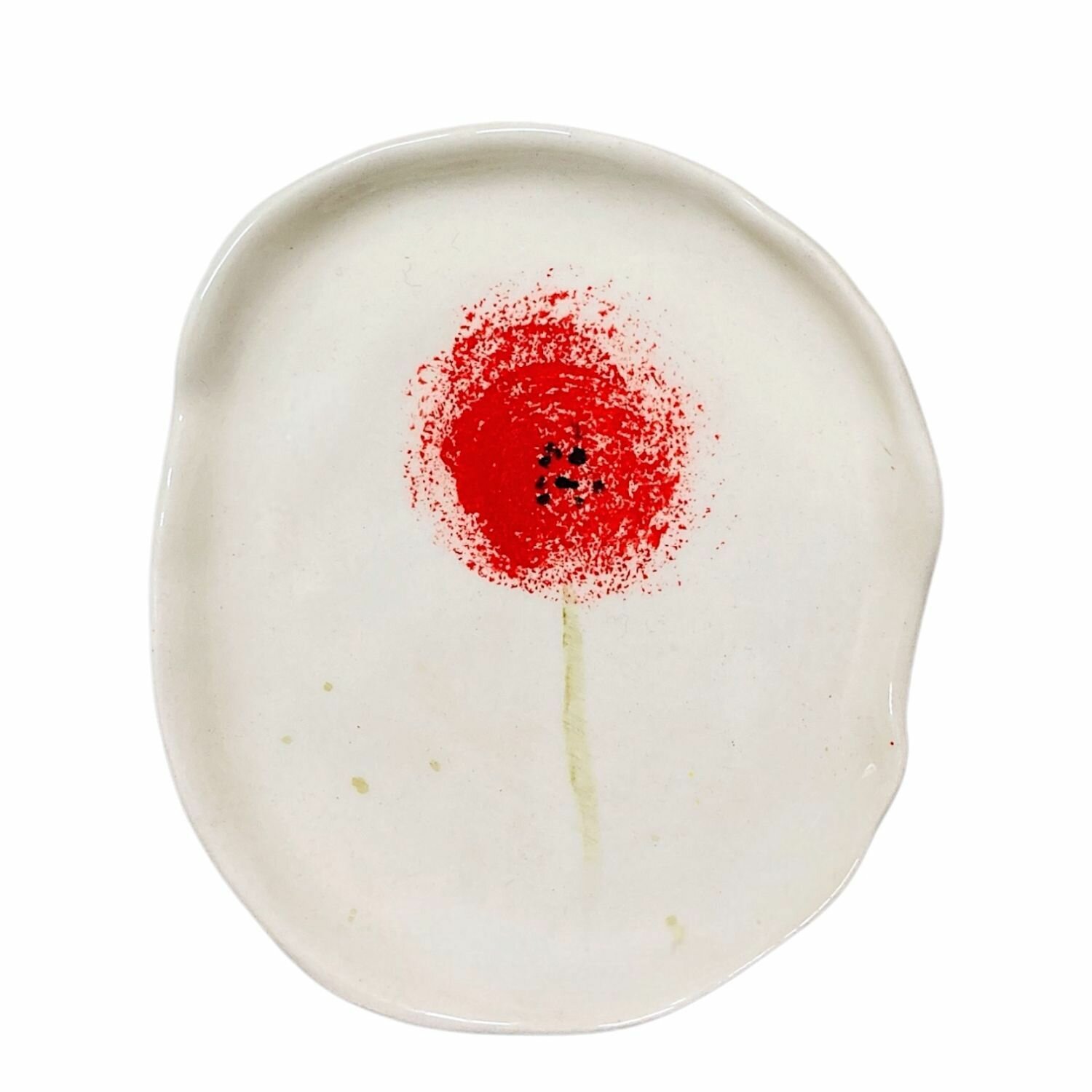 Блюдце ручной работы с красным цветком, керамика, 11 см
