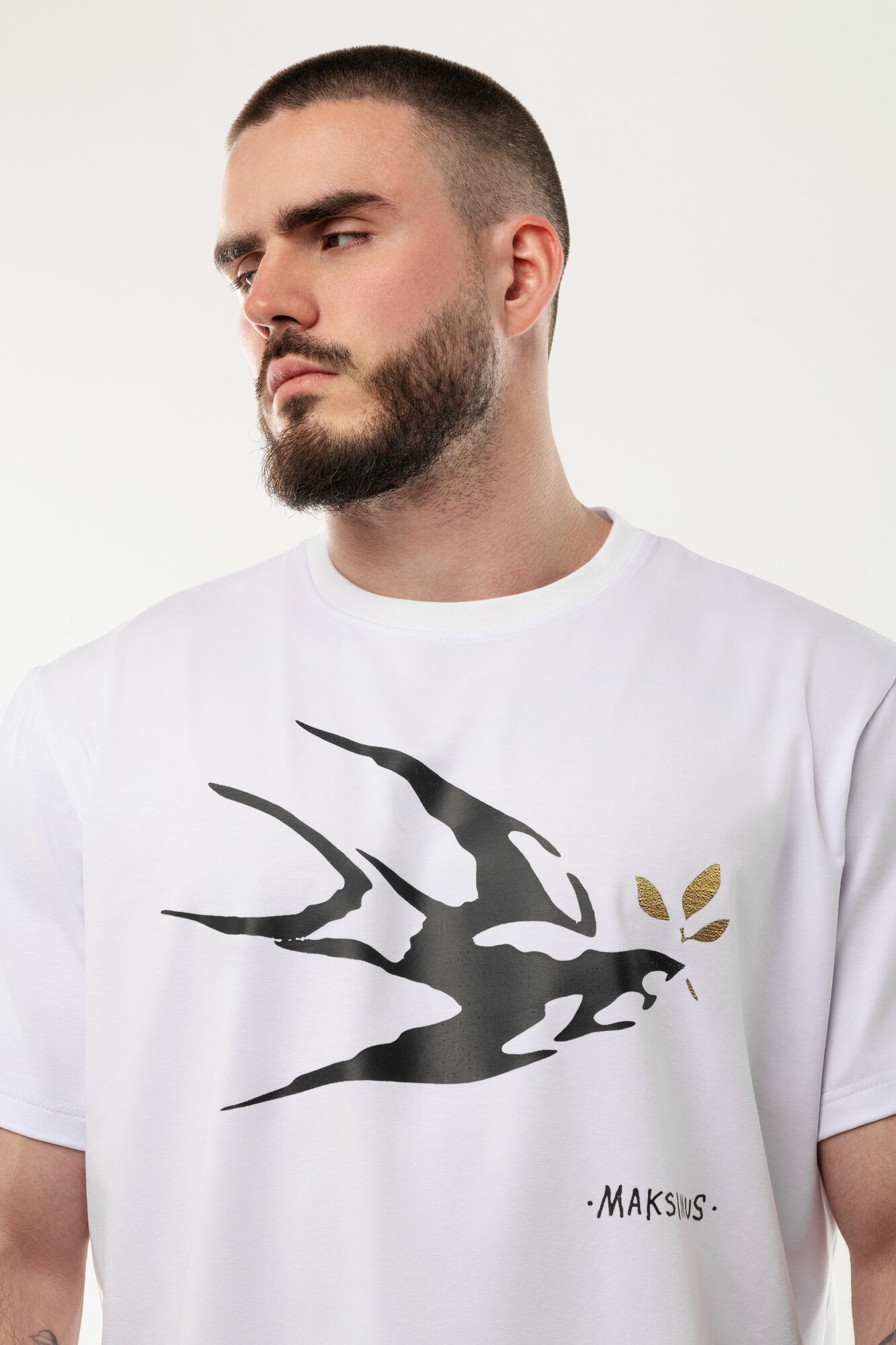 Футболка спортивная