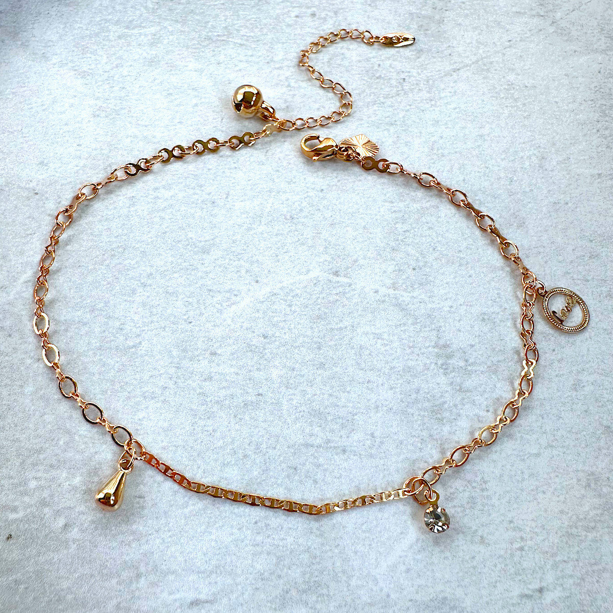 Браслет на ногу