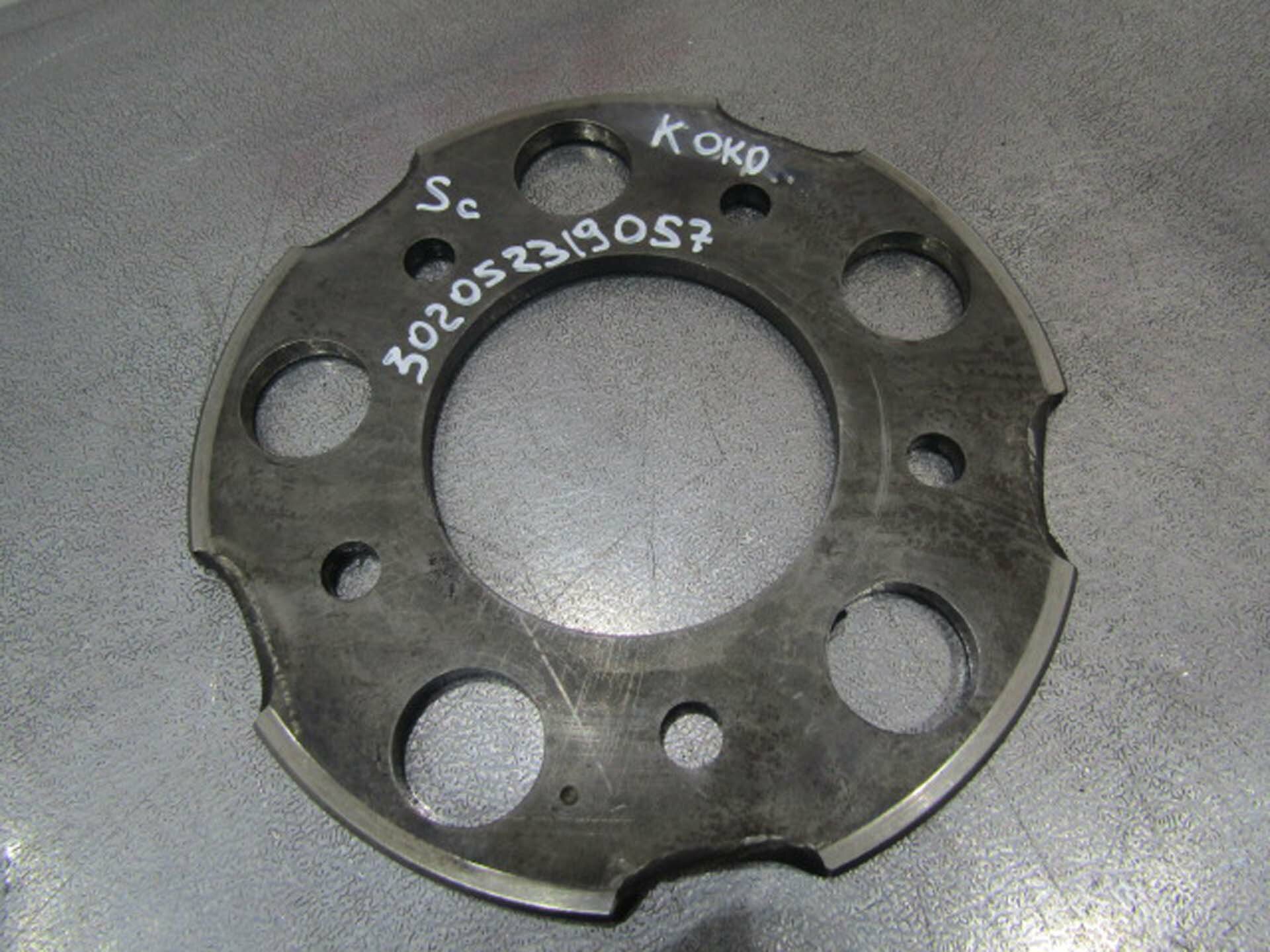 Крышка вала планетарной передачи КПП GR875R SCANIA P, G, R