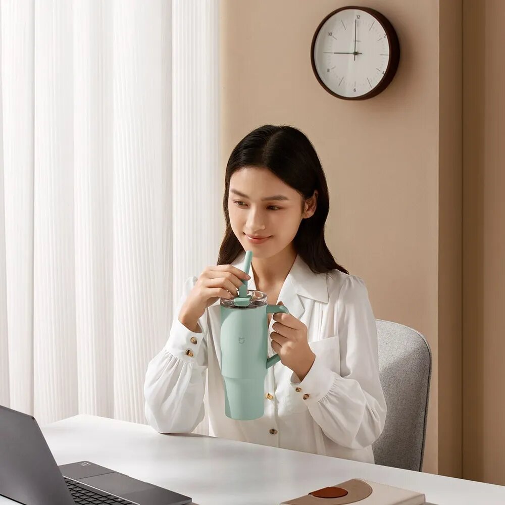 Термокружка Xiaomi Mijia белого цвета с ручкой и трубочкой, 1 л, вакуумная, сохраняет тепло и холод — фото 1