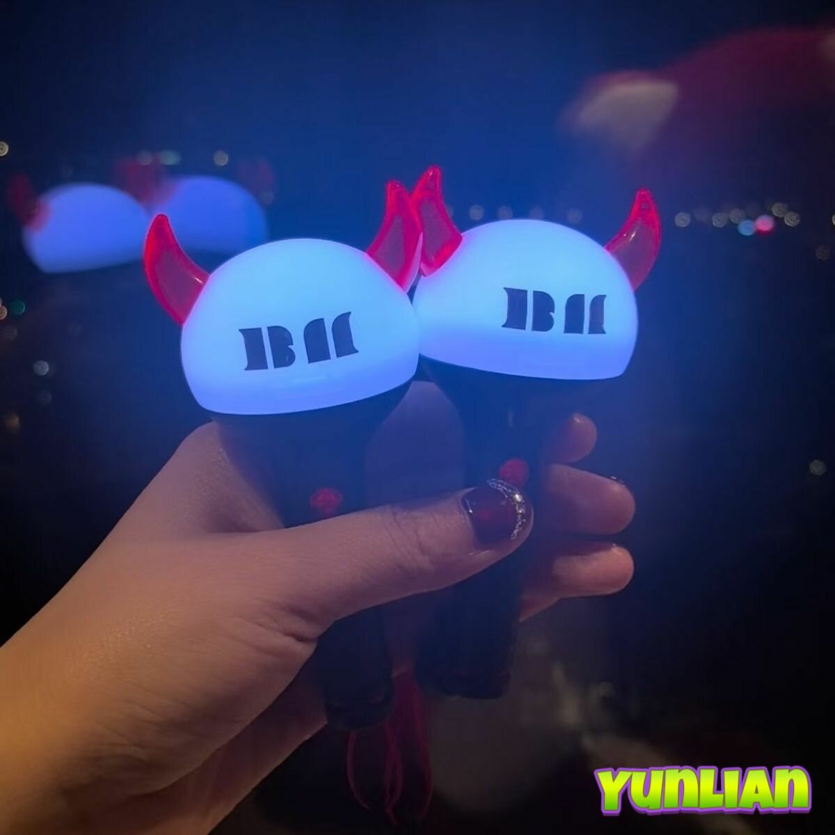 Лайтстик Babymonster земной шар ластик k-pop стрэй кэтс lightstick кпоп с карточками