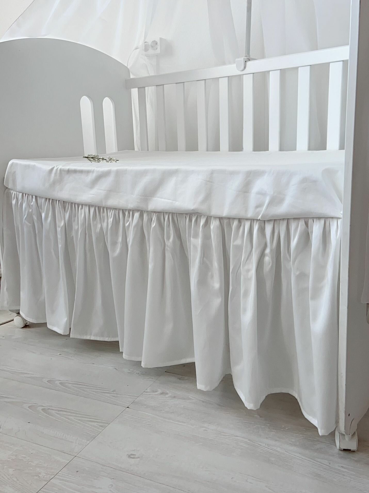 Подзор, юбочка на кроватку 120*60 или 125*65 см