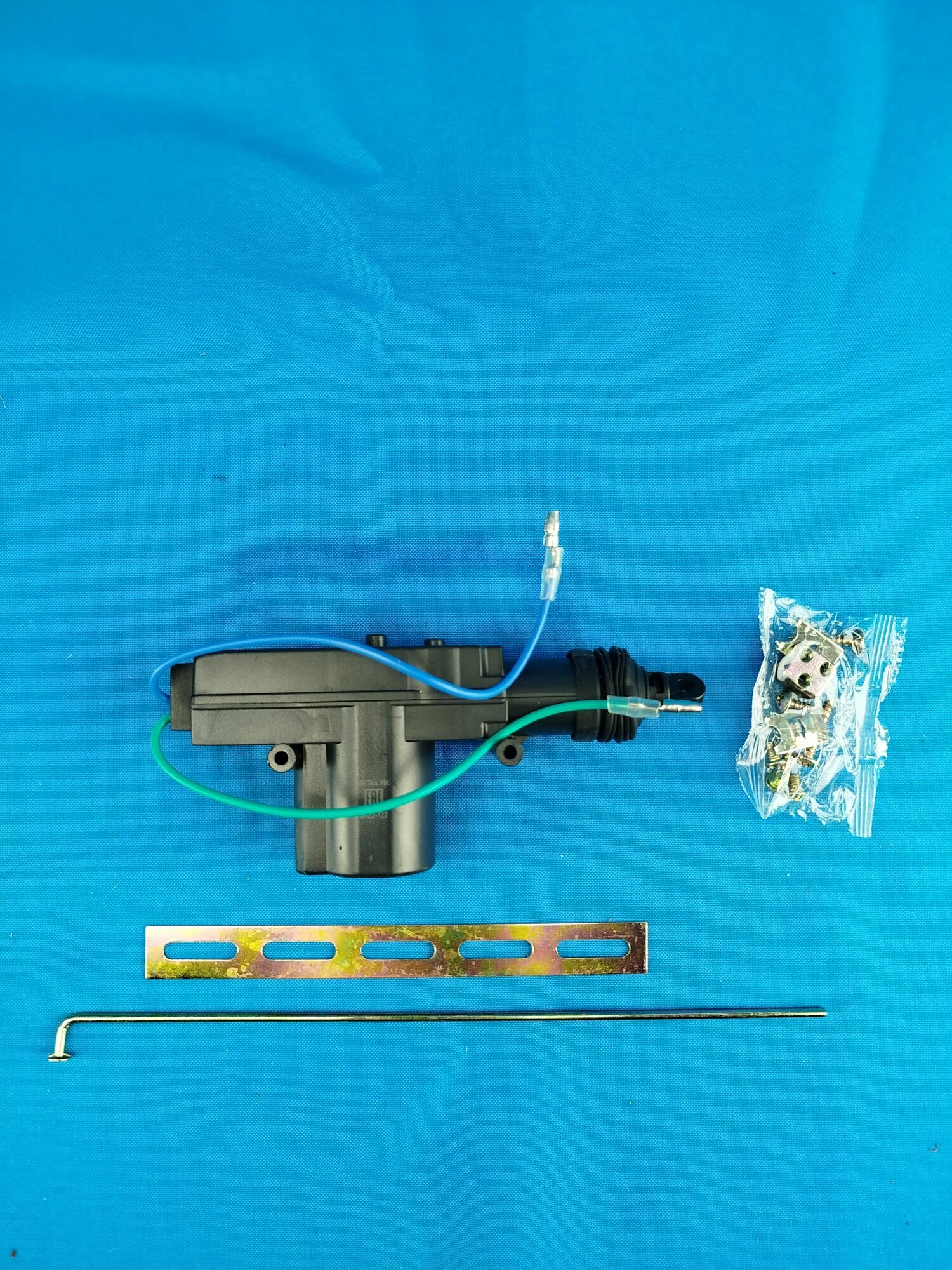 Активатор блокировки замка "HOFER" 12В 2 контакта