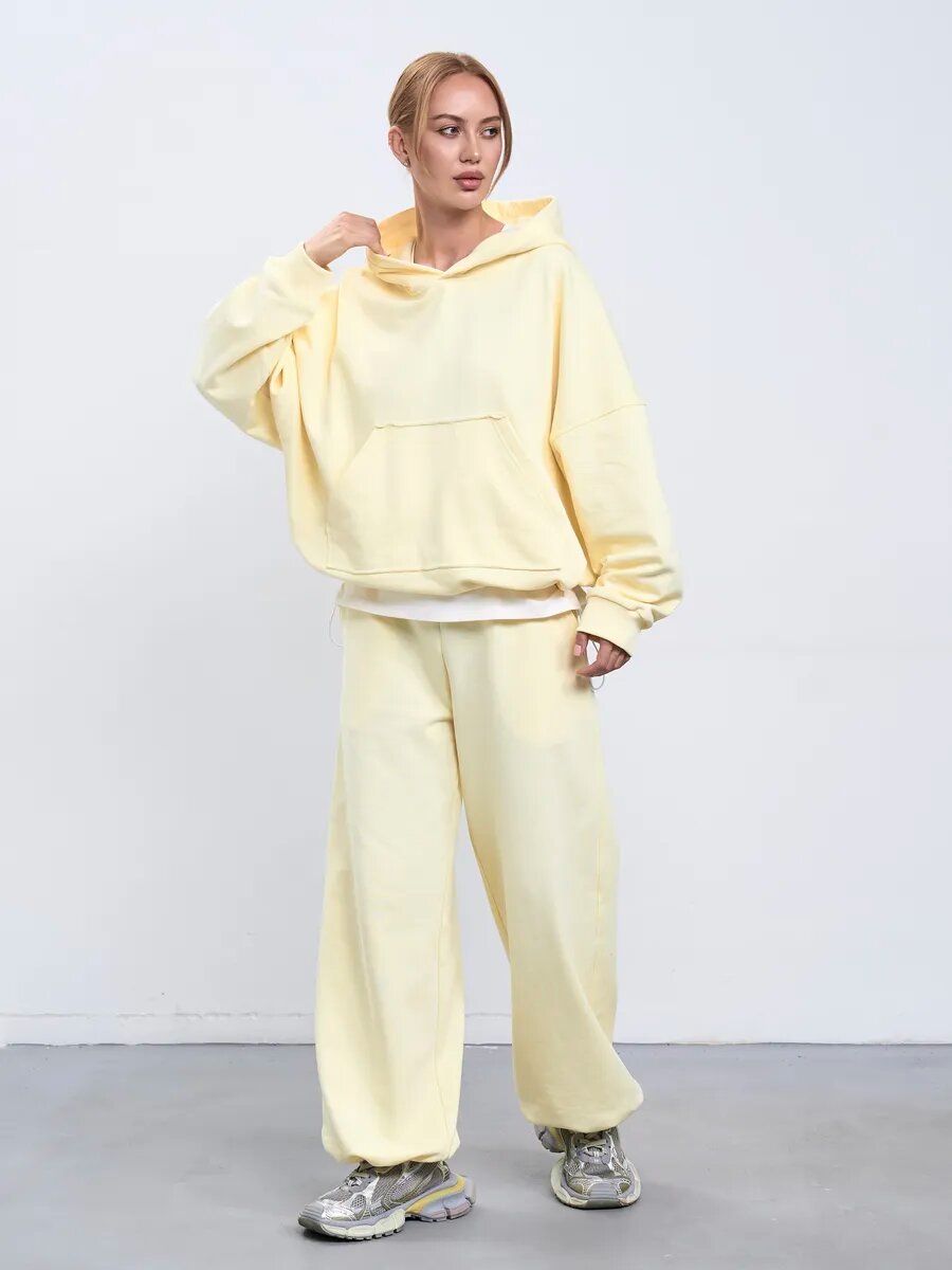 Костюм спортивный