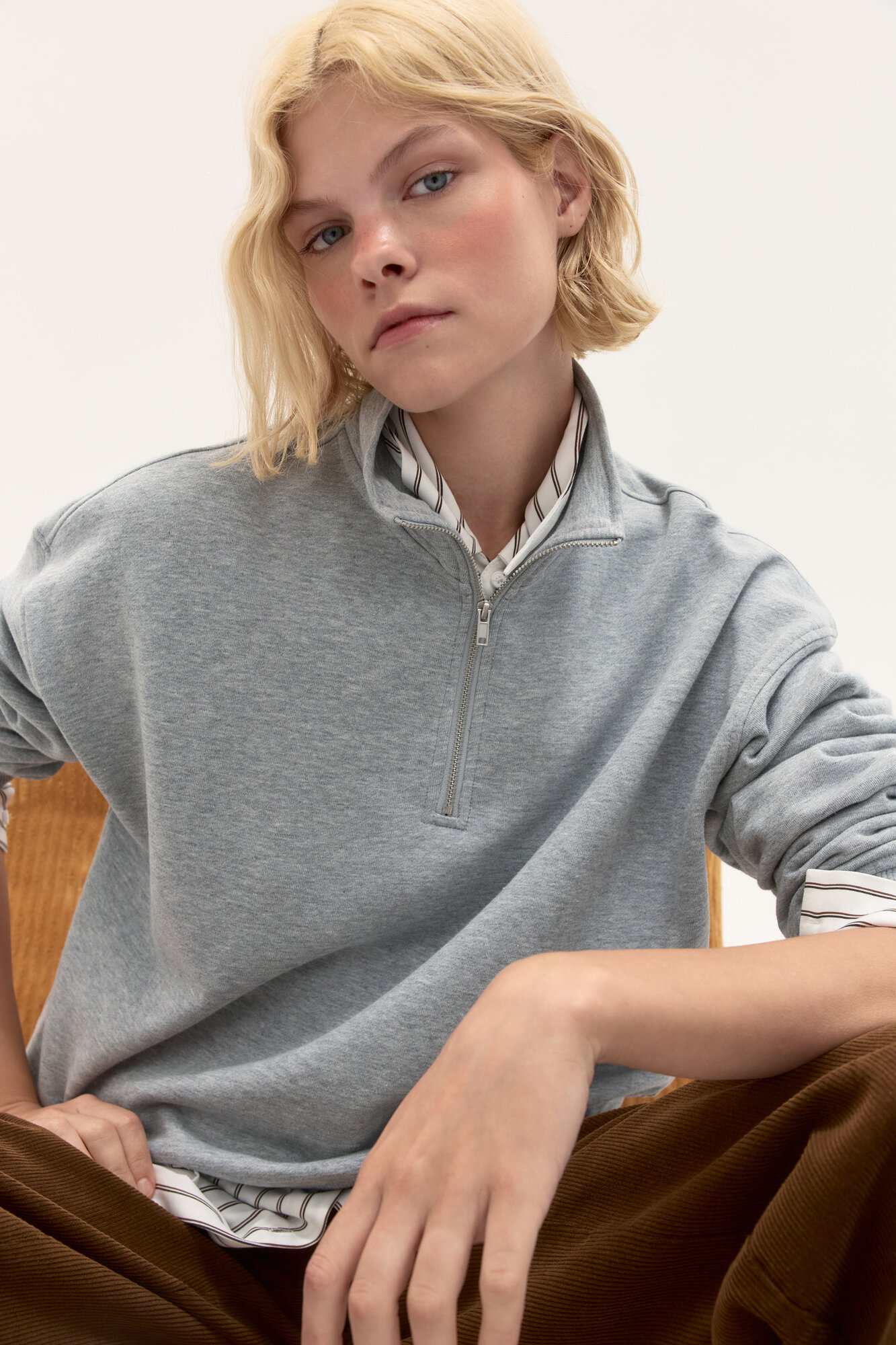 Свитшот Капсула Gentle retro