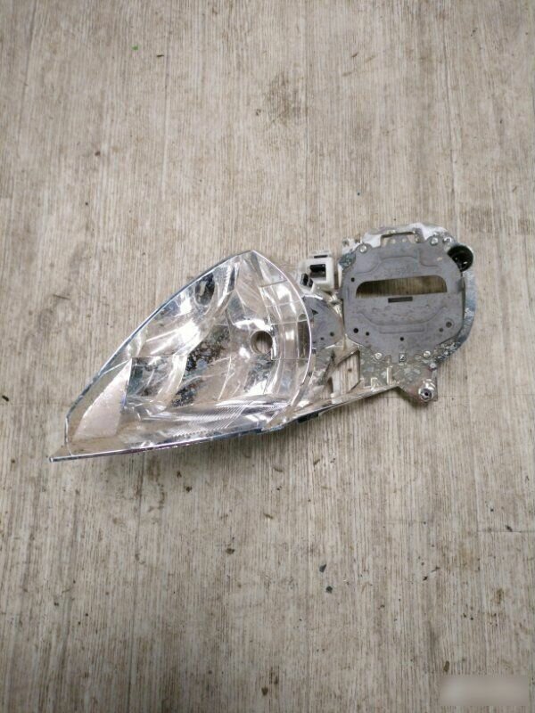 Фара Mazda 3 BL Z6 Б/У с пробегом
