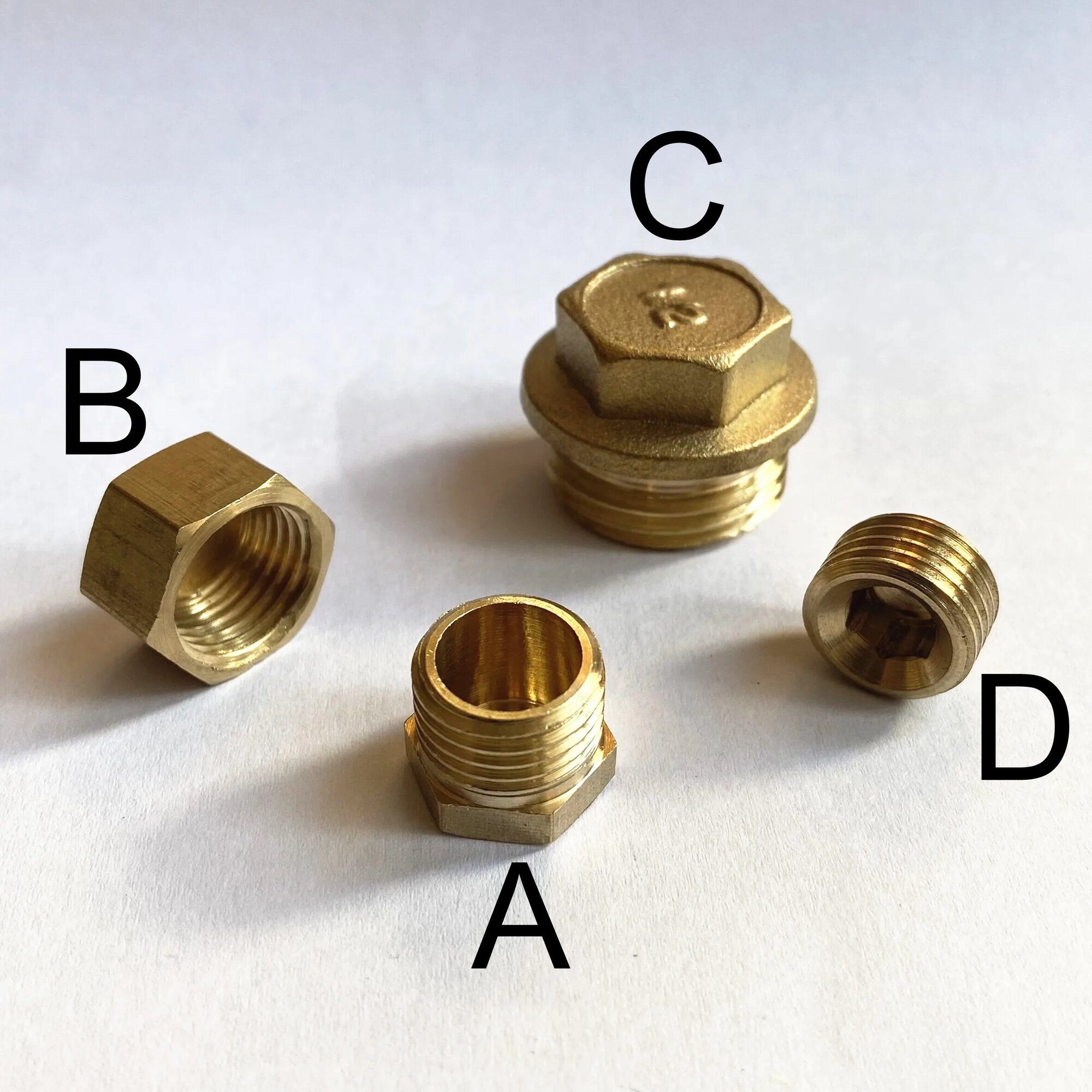 Латунные заглушки для труб BSP 1/8", D Type