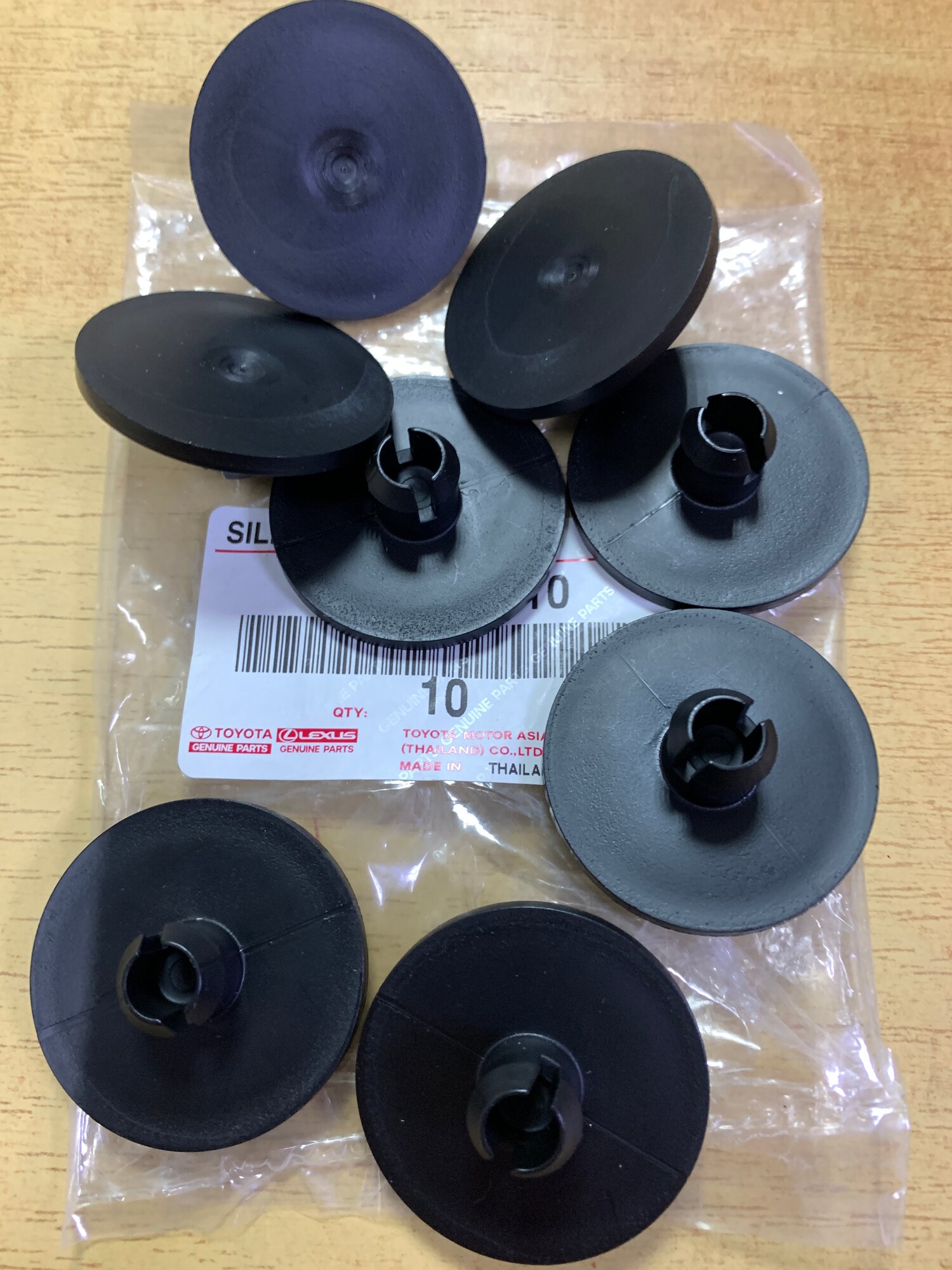 Прокладки, отбойники противоскрипные, рессорные NISSAN, TOYOTA, MMC комплект 8 шт.