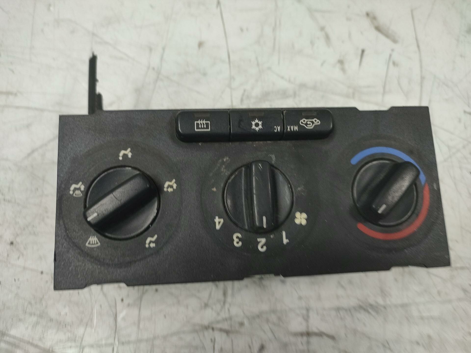 Блок управления отопителя Opel Astra G 2000 90559839