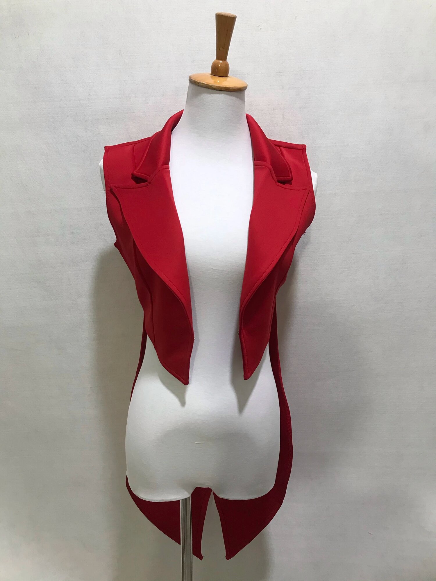 LOBUDEK Фрак женский белый черный для танцев Красный, L, Red Sleeveless