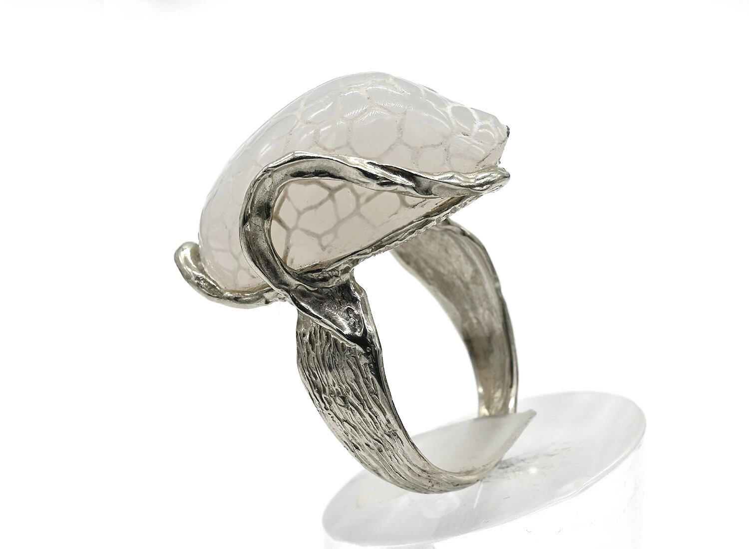 Кольцо, кахолонг