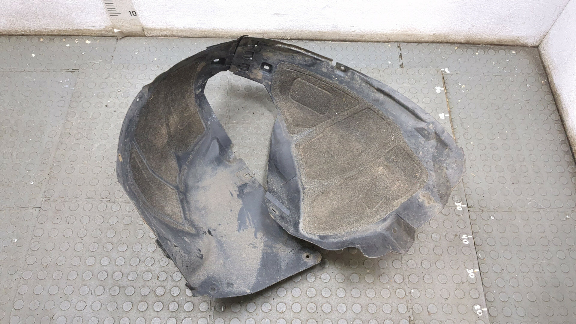 Защита арок (подкрылок) левая передняя Opel Astra J Б/У